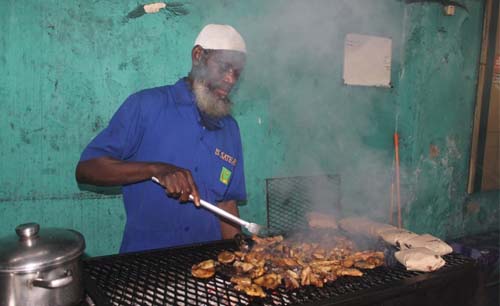 Sate Domba Afrika Pertama di Indonesia - Sewa Baliho Pekanbaru dan ...